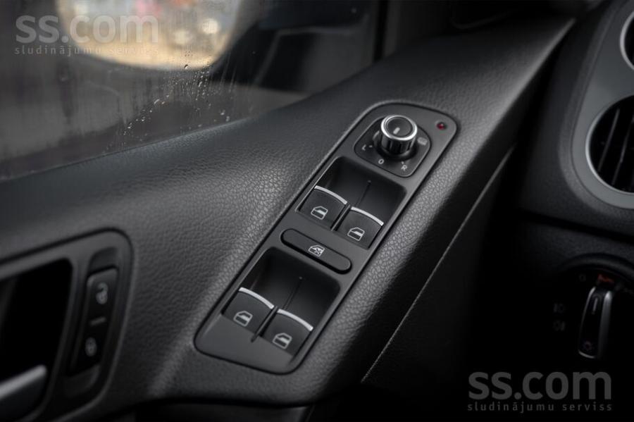 Zils Volkswagen Tiguan 2013 Talsi, ar dzinēja tilpumu 2.00 L un nobraukumu 158 tūkst. km par 7950 €, foto 14 vietnē AUTOMOTO.COM.LV