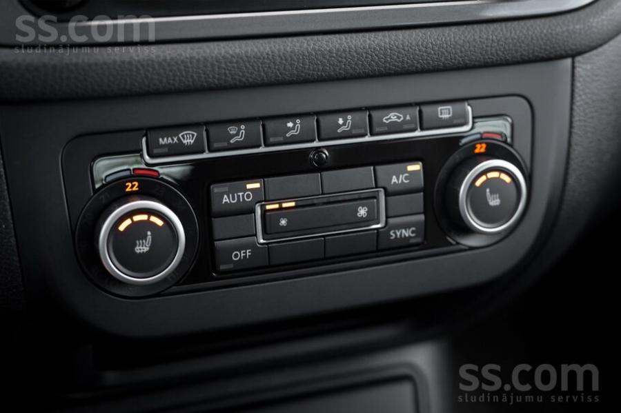 Zils Volkswagen Tiguan 2013 Talsi, ar dzinēja tilpumu 2.00 L un nobraukumu 158 tūkst. km par 7950 €, foto 21 vietnē AUTOMOTO.COM.LV