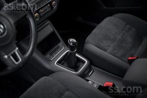 Zils Volkswagen Tiguan 2013 Talsi, ar dzinēja tilpumu 2.00 L un nobraukumu 158 tūkst. km par 7950 €, foto 24 vietnē AUTOMOTO.COM.LV