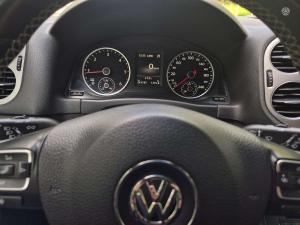 Zils Volkswagen Tiguan 2015 Tauragė, ar dzinēja tilpumu 1.97 L un nobraukumu 243 tūkst. km par 9200 €, foto 15 vietnē AUTOMOTO.COM.LV
