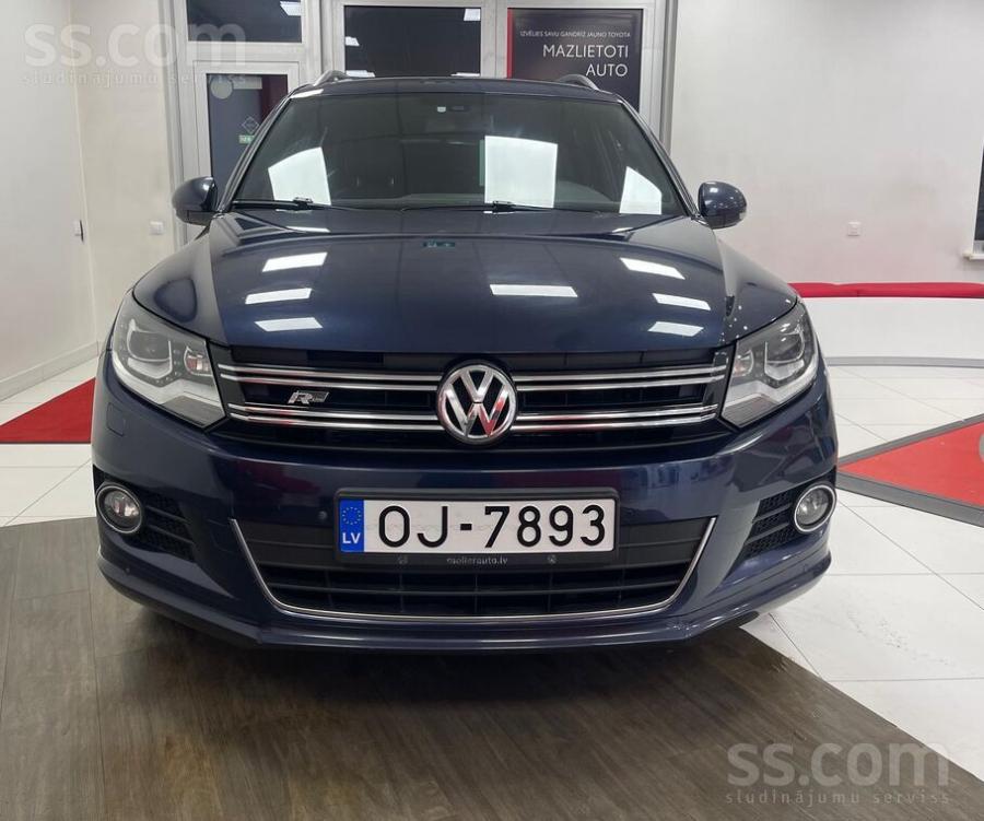 Blue Volkswagen Tiguan 2016 in Jekabpils, with an engine capacity of 2.00 L and mileage of 182 thousand km for 15900 €, photo 2 on AUTOMOTO.COM.LV