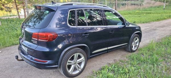 Zils Volkswagen Tiguan 2016 Jēkabpils, ar dzinēja tilpumu 2.00 L un nobraukumu 184 tūkst. km par 12860 €, foto 3 vietnē AUTOMOTO.COM.LV