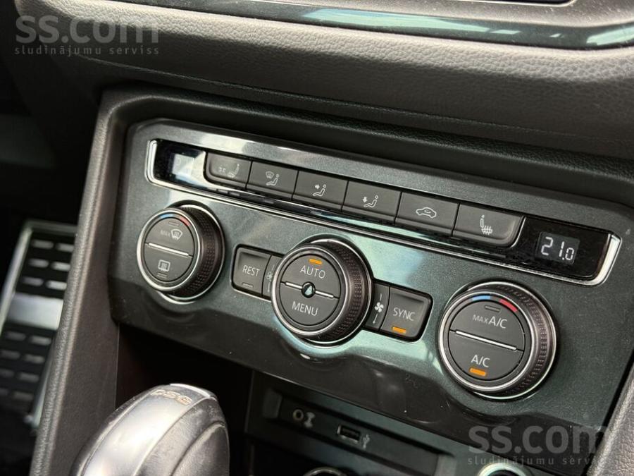 Zils Volkswagen Tiguan 2016 Daugavpils, ar dzinēja tilpumu 2.00 L un nobraukumu 92 tūkst. km par 17650 €, foto 9 vietnē AUTOMOTO.COM.LV