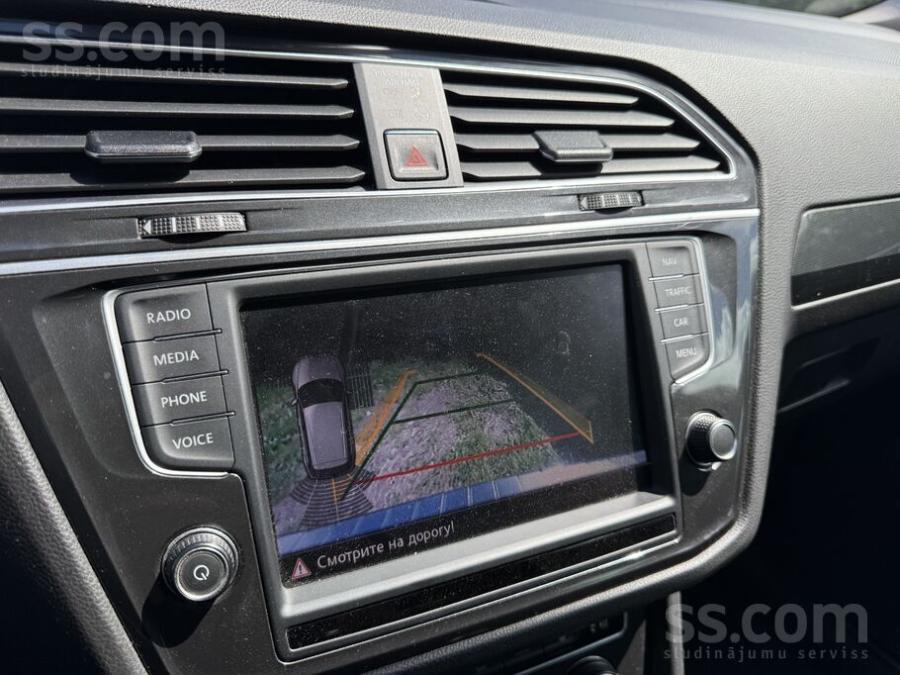 Zils Volkswagen Tiguan 2016 Daugavpils, ar dzinēja tilpumu 2.00 L un nobraukumu 92 tūkst. km par 17650 €, foto 11 vietnē AUTOMOTO.COM.LV