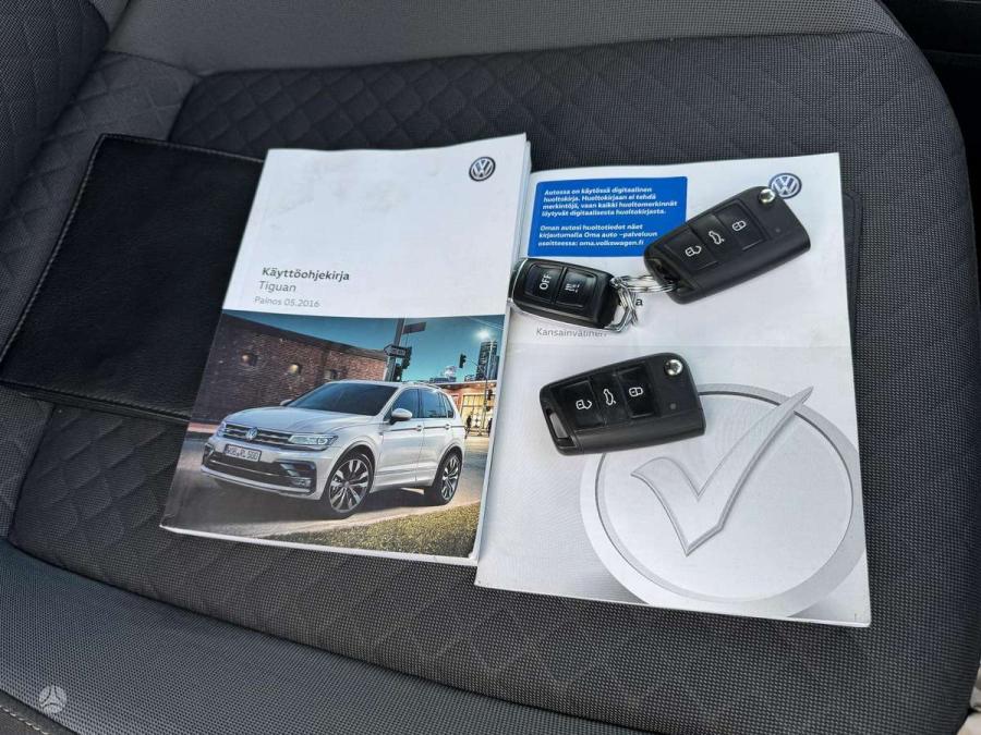 Blue Volkswagen Tiguan 2016 in Kaunas, with an engine capacity of 1.97 L and mileage of 280 thousand km for 12890 €, photo 20 on AUTOMOTO.COM.LV