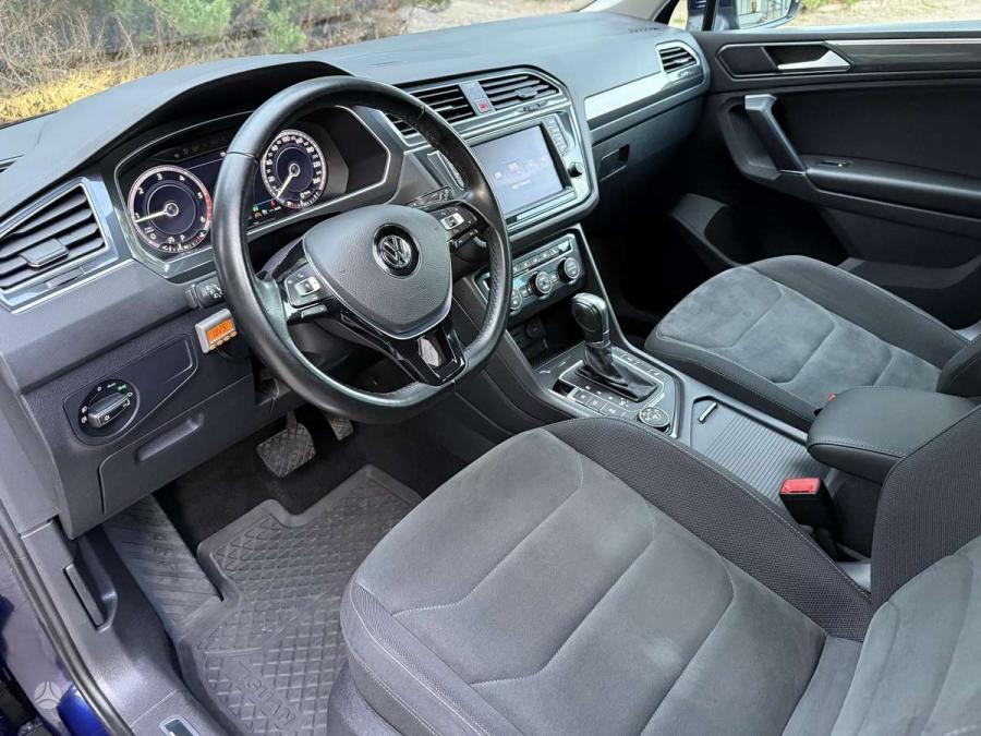 Blue Volkswagen Tiguan 2016 in Prienai, with an engine capacity of 1.97 L and mileage of 197 thousand km for 13950 €, photo 22 on AUTOMOTO.COM.LV