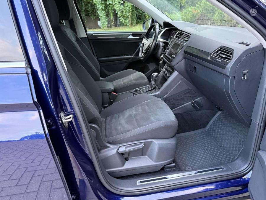 Blue Volkswagen Tiguan 2016 in Prienai, with an engine capacity of 1.97 L and mileage of 197 thousand km for 13950 €, photo 28 on AUTOMOTO.COM.LV