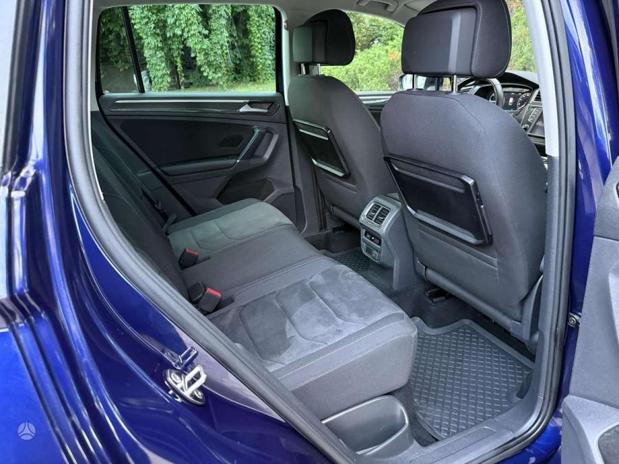 Blue Volkswagen Tiguan 2016 in Prienai, with an engine capacity of 1.97 L and mileage of 197 thousand km for 13950 €, photo 29 on AUTOMOTO.COM.LV