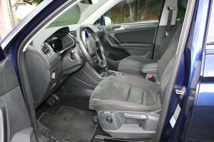 Blue Volkswagen Tiguan 2016 in Sirvintos, with an engine capacity of 1.98 L and mileage of 128 thousand km for 17500 €, photo 5 on AUTOMOTO.COM.LV