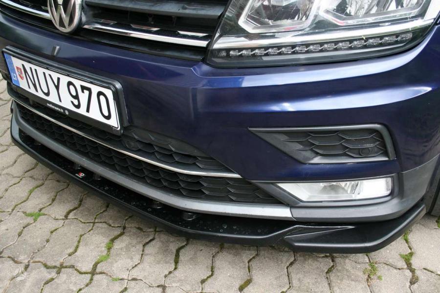 Blue Volkswagen Tiguan 2016 in Sirvintos, with an engine capacity of 1.98 L and mileage of 128 thousand km for 17500 €, photo 12 on AUTOMOTO.COM.LV