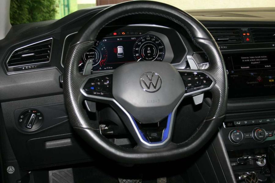 Blue Volkswagen Tiguan 2016 in Sirvintos, with an engine capacity of 1.98 L and mileage of 128 thousand km for 17500 €, photo 17 on AUTOMOTO.COM.LV