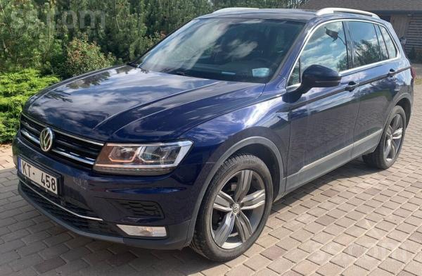 Blue Volkswagen Tiguan 2017 in Riga, with an engine capacity of 2.00 L and mileage of 250 thousand km for 14950 €, photo 1 on AUTOMOTO.COM.LV