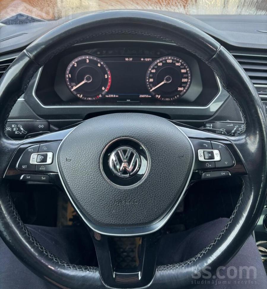 Zils Volkswagen Tiguan 2017 Rīga, ar dzinēja tilpumu 2.00 L un nobraukumu 250 tūkst. km par 14950 €, foto 5 vietnē AUTOMOTO.COM.LV
