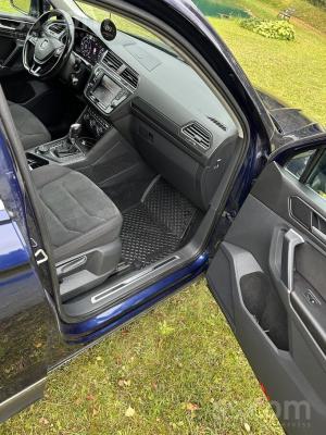 Zils Volkswagen Tiguan 2017 Liepāja, ar dzinēja tilpumu 2.00 L un nobraukumu 260 tūkst. km par 12995 €, foto 13 vietnē AUTOMOTO.COM.LV