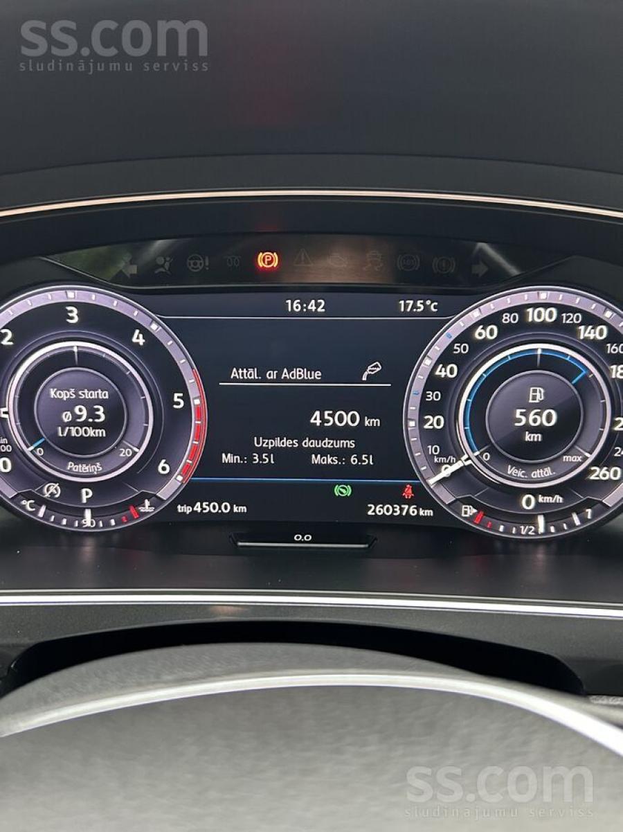 Zils Volkswagen Tiguan 2017 Liepāja, ar dzinēja tilpumu 2.00 L un nobraukumu 260 tūkst. km par 12995 €, foto 19 vietnē AUTOMOTO.COM.LV
