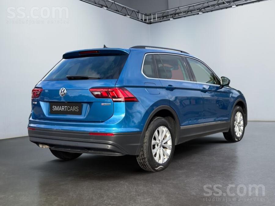 Zils Volkswagen Tiguan 2018 Rīga, ar dzinēja tilpumu 2.00 L un nobraukumu 138 tūkst. km par 17750 €, foto 5 vietnē AUTOMOTO.COM.LV