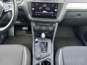 Zils Volkswagen Tiguan 2018 Rīga, ar dzinēja tilpumu 2.00 L un nobraukumu 138 tūkst. km par 17750 €, foto 11 vietnē AUTOMOTO.COM.LV