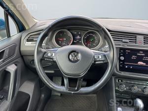 Zils Volkswagen Tiguan 2018 Rīga, ar dzinēja tilpumu 2.00 L un nobraukumu 138 tūkst. km par 17750 €, foto 12 vietnē AUTOMOTO.COM.LV