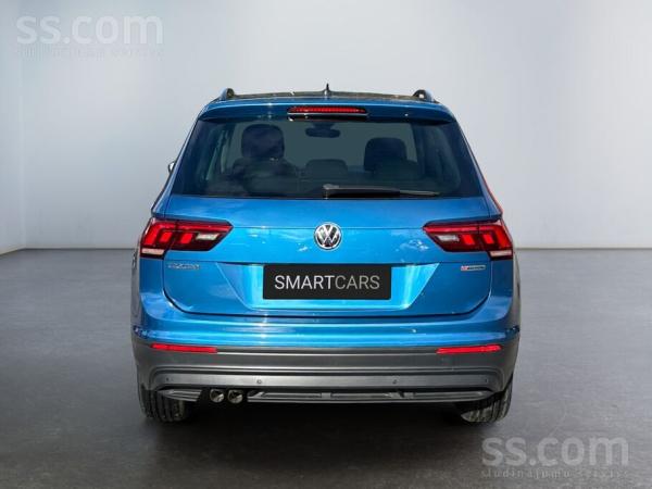 Zils Volkswagen Tiguan 2018 Rīga, ar dzinēja tilpumu 2.00 L un nobraukumu 138 tūkst. km par 17450 €, foto 4 vietnē AUTOMOTO.COM.LV