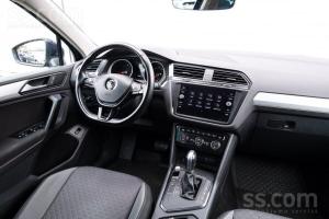 Zils Volkswagen Tiguan 2018 Rīga, ar dzinēja tilpumu 2.00 L un nobraukumu 113 tūkst. km par 19000 €, foto 9 vietnē AUTOMOTO.COM.LV