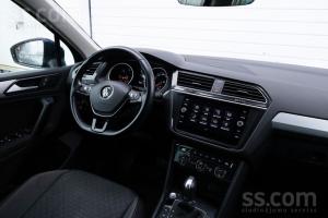 Zils Volkswagen Tiguan 2018 Rīga, ar dzinēja tilpumu 2.00 L un nobraukumu 163 tūkst. km par 17900 €, foto 8 vietnē AUTOMOTO.COM.LV