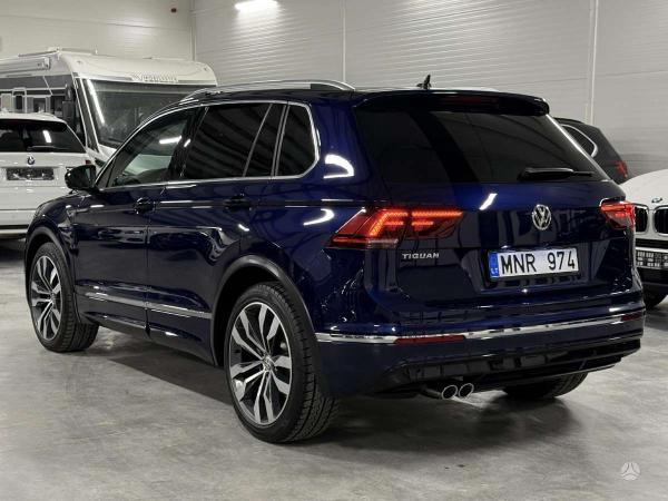 Blue Volkswagen Tiguan 2018 in Marijampole, with an engine capacity of 1.97 L and mileage of 84 thousand km for 22700 €, photo 6 on AUTOMOTO.COM.LV