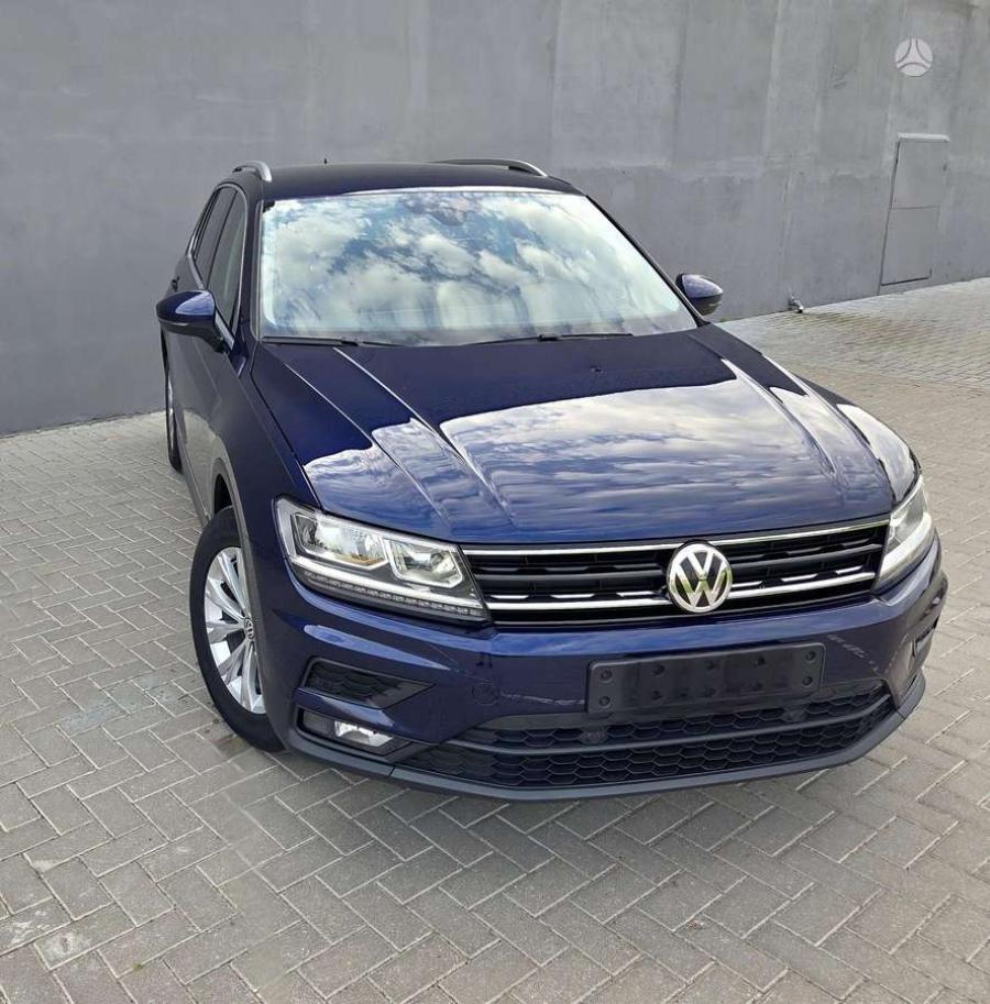 Blue Volkswagen Tiguan 2018 in Klaipeda, with an engine capacity of 1.97 L and mileage of 207 thousand km for 16750 €, photo 1 on AUTOMOTO.COM.LV