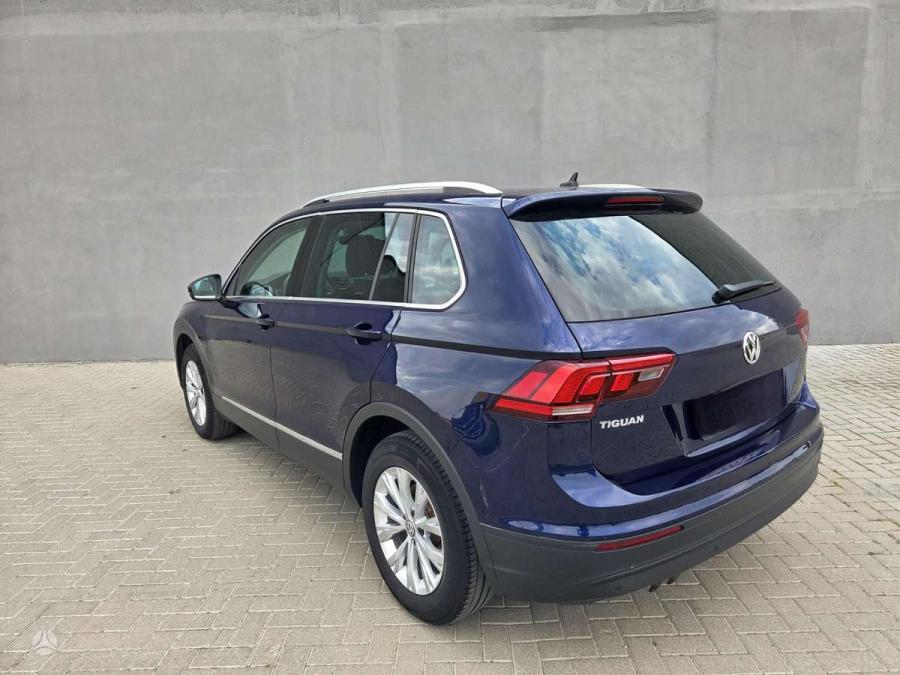 Blue Volkswagen Tiguan 2018 in Klaipeda, with an engine capacity of 1.97 L and mileage of 207 thousand km for 16750 €, photo 13 on AUTOMOTO.COM.LV