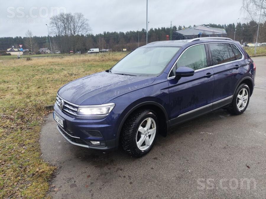 Zils Volkswagen Tiguan 2018 Rīga, ar dzinēja tilpumu 2.00 L un nobraukumu 172 tūkst. km par 19000 €, foto 1 vietnē AUTOMOTO.COM.LV