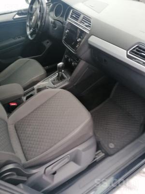 Blue Volkswagen Tiguan 2018 in Riga, with an engine capacity of 2.00 L and mileage of 330 thousand km for 10500 €, photo 3 on AUTOMOTO.COM.LV