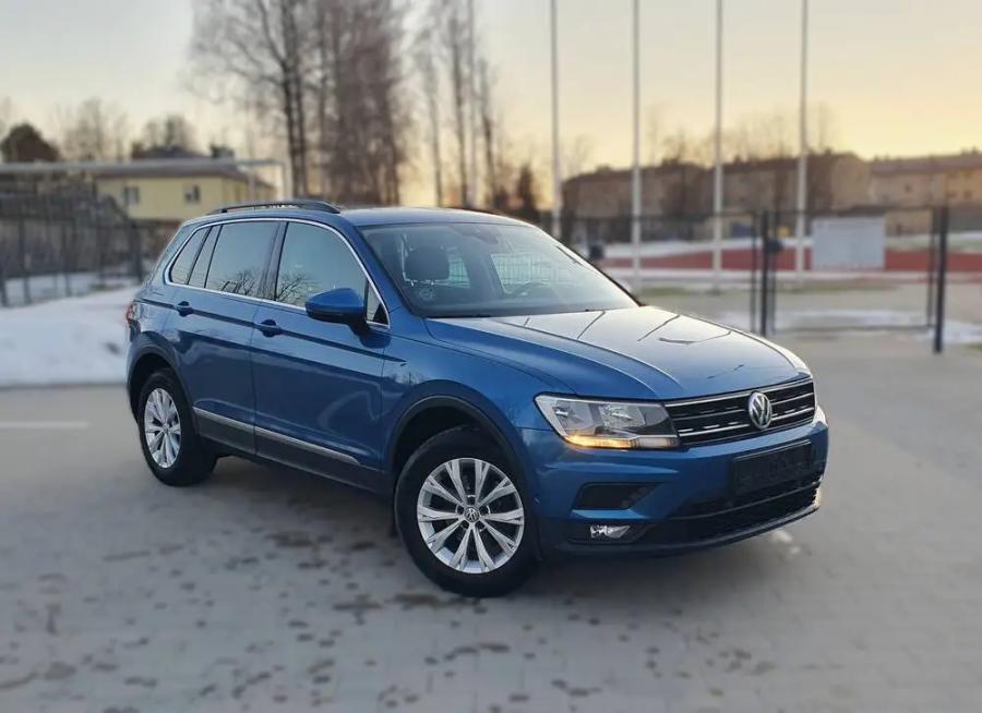 Zils Volkswagen Tiguan 2018 Jelgava, ar dzinēja tilpumu 1.40 L un nobraukumu 220 tūkst. km par 12990 €, foto 1 vietnē AUTOMOTO.COM.LV