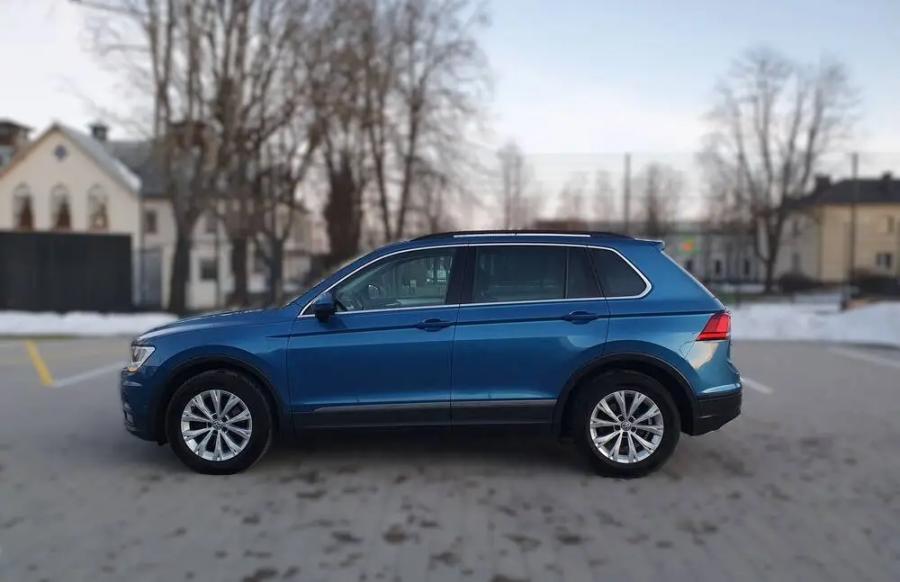 Zils Volkswagen Tiguan 2018 Jelgava, ar dzinēja tilpumu 1.40 L un nobraukumu 220 tūkst. km par 12990 €, foto 9 vietnē AUTOMOTO.COM.LV