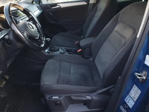 Zils Volkswagen Tiguan 2018 Jelgava, ar dzinēja tilpumu 1.40 L un nobraukumu 220 tūkst. km par 12990 €, foto 10 vietnē AUTOMOTO.COM.LV