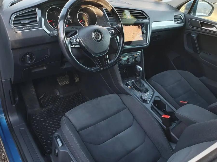 Zils Volkswagen Tiguan 2018 Jelgava, ar dzinēja tilpumu 1.40 L un nobraukumu 220 tūkst. km par 12990 €, foto 11 vietnē AUTOMOTO.COM.LV