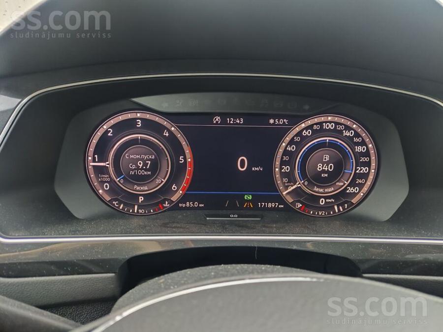 Zils Volkswagen Tiguan 2018 Rīga, ar dzinēja tilpumu 2.00 L un nobraukumu 174 tūkst. km par 16500 €, foto 4 vietnē AUTOMOTO.COM.LV
