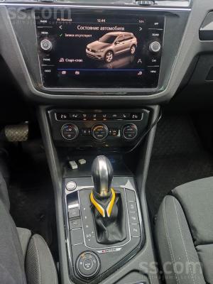 Zils Volkswagen Tiguan 2018 Rīga, ar dzinēja tilpumu 2.00 L un nobraukumu 174 tūkst. km par 16500 €, foto 8 vietnē AUTOMOTO.COM.LV
