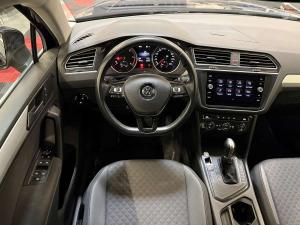 Zils Volkswagen Tiguan 2018 Viļņa, ar dzinēja tilpumu 1.97 L un nobraukumu 157 tūkst. km par 16500 €, foto 19 vietnē AUTOMOTO.COM.LV