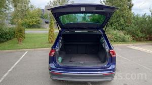 Blue Volkswagen Tiguan 2018 in Riga, with an engine capacity of 2.00 L and mileage of 186 thousand km for 15500 €, photo 6 on AUTOMOTO.COM.LV