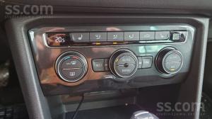 Blue Volkswagen Tiguan 2018 in Riga, with an engine capacity of 2.00 L and mileage of 186 thousand km for 15500 €, photo 18 on AUTOMOTO.COM.LV