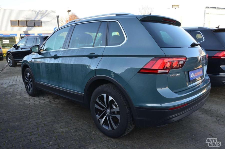 Zils Volkswagen Tiguan 2019 Kauņa, ar dzinēja tilpumu 2.00 L un nobraukumu 79 tūkst. km par 26396 €, foto 2 vietnē AUTOMOTO.COM.LV