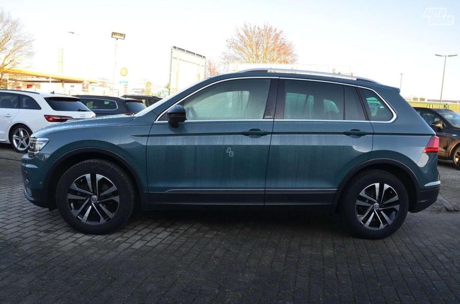 Zils Volkswagen Tiguan 2019 Kauņa, ar dzinēja tilpumu 2.00 L un nobraukumu 79 tūkst. km par 26396 €, foto 3 vietnē AUTOMOTO.COM.LV
