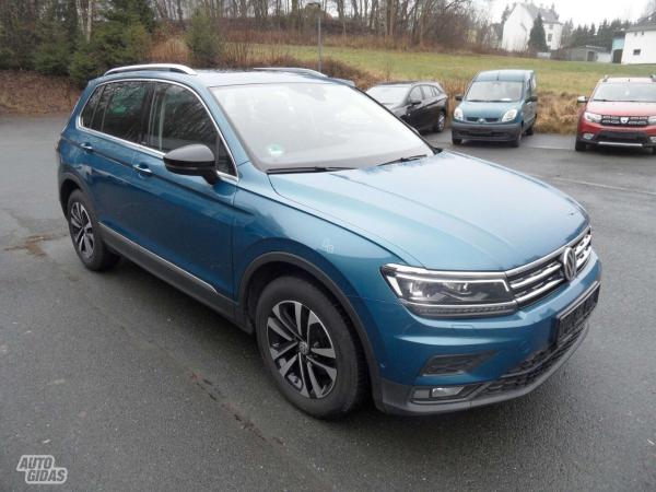 Zils Volkswagen Tiguan 2019 Kauņa, ar dzinēja tilpumu 1.50 L un nobraukumu 63 tūkst. km par 21834 €, foto 4 vietnē AUTOMOTO.COM.LV
