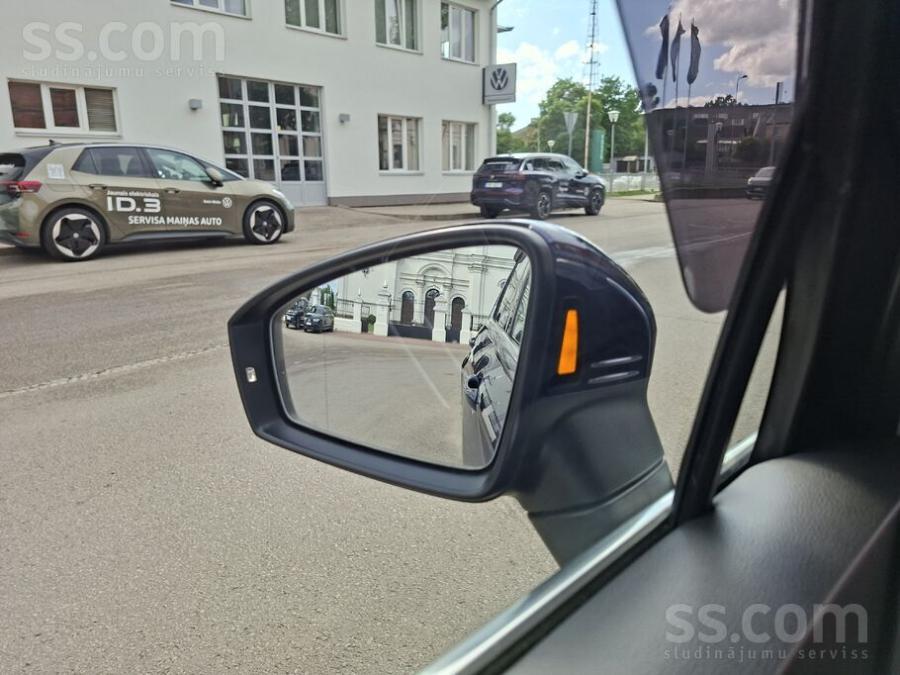 Zils Volkswagen Tiguan 2019 Daugavpils, ar dzinēja tilpumu 2.00 L un nobraukumu 92 tūkst. km par 18700 €, foto 13 vietnē AUTOMOTO.COM.LV