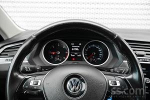 Blue Volkswagen Tiguan 2019 in Riga, with an engine capacity of 2.00 L and mileage of 123 thousand km for 17850 €, photo 12 on AUTOMOTO.COM.LV