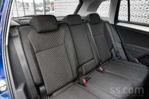 Blue Volkswagen Tiguan 2019 in Riga, with an engine capacity of 2.00 L and mileage of 123 thousand km for 17850 €, photo 20 on AUTOMOTO.COM.LV