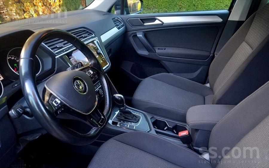 Zils Volkswagen Tiguan 2019 Rīga, ar dzinēja tilpumu 2.00 L un nobraukumu 156 tūkst. km par 14100 €, foto 10 vietnē AUTOMOTO.COM.LV