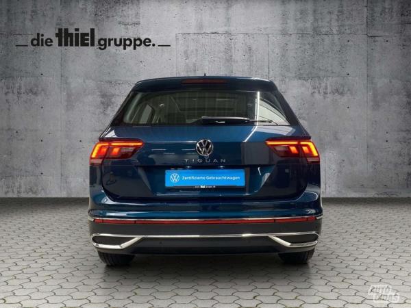 Blue Volkswagen Tiguan 2020 in Kaunas, with an engine capacity of 2.00 L and mileage of 64 thousand km for 30290 €, photo 6 on AUTOMOTO.COM.LV