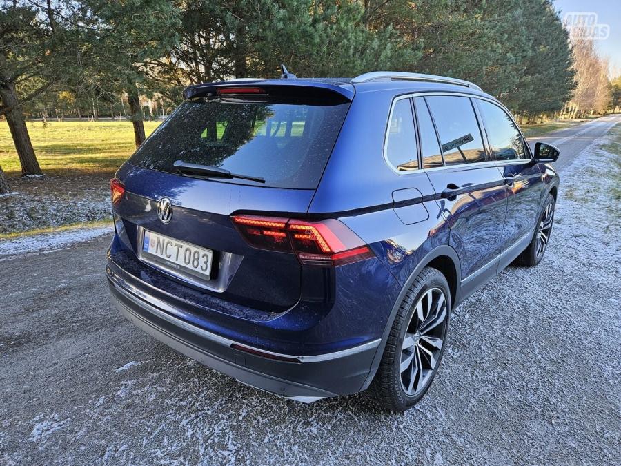 Zils Volkswagen Tiguan 2020 Panevēža, ar dzinēja tilpumu 2.00 L un nobraukumu 160 tūkst. km par 18900 €, foto 7 vietnē AUTOMOTO.COM.LV