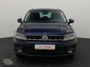 Zils Volkswagen Tiguan 2020 Viļņa, ar dzinēja tilpumu 2.00 L un nobraukumu 140 tūkst. km par 20699 €, foto 3 vietnē AUTOMOTO.COM.LV