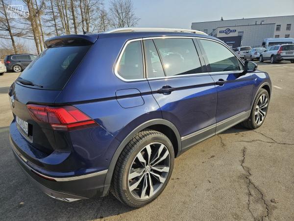 Zils Volkswagen Tiguan 2020 Panevēža, ar dzinēja tilpumu 2.00 L un nobraukumu 162 tūkst. km par 18900 €, foto 5 vietnē AUTOMOTO.COM.LV